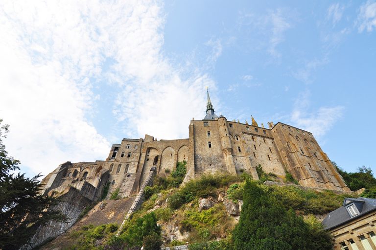 Top 5 des monuments historiques à visiter en France - La Valise à ...